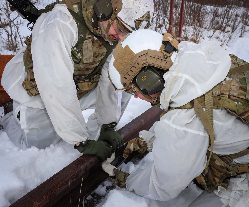 Royal Marines Go Full Commando In Norway - Strikehold.net