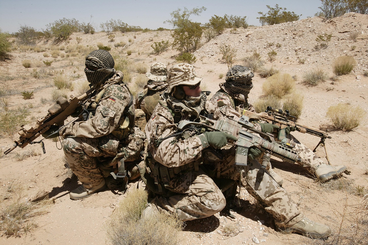 H&K’s Cold War Light Machine Guns – the SAW that could have been ...