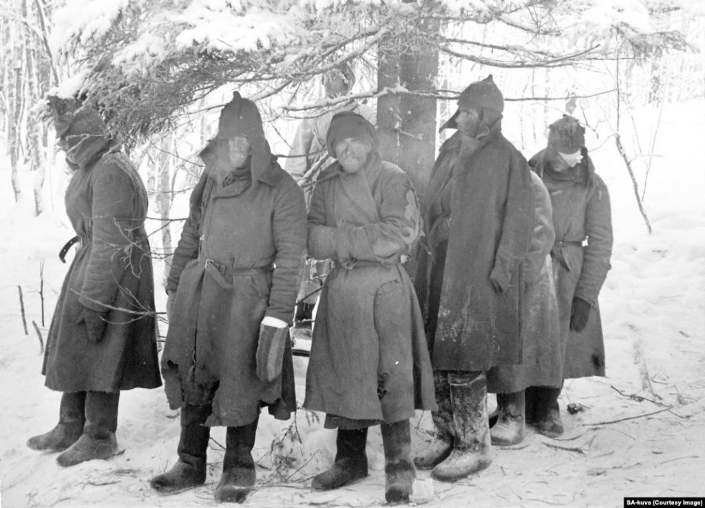 The Skill of Layering Clothing for Cold Weather Performance ...