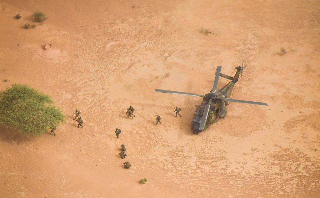 Friday Fotos - Strikehold.net